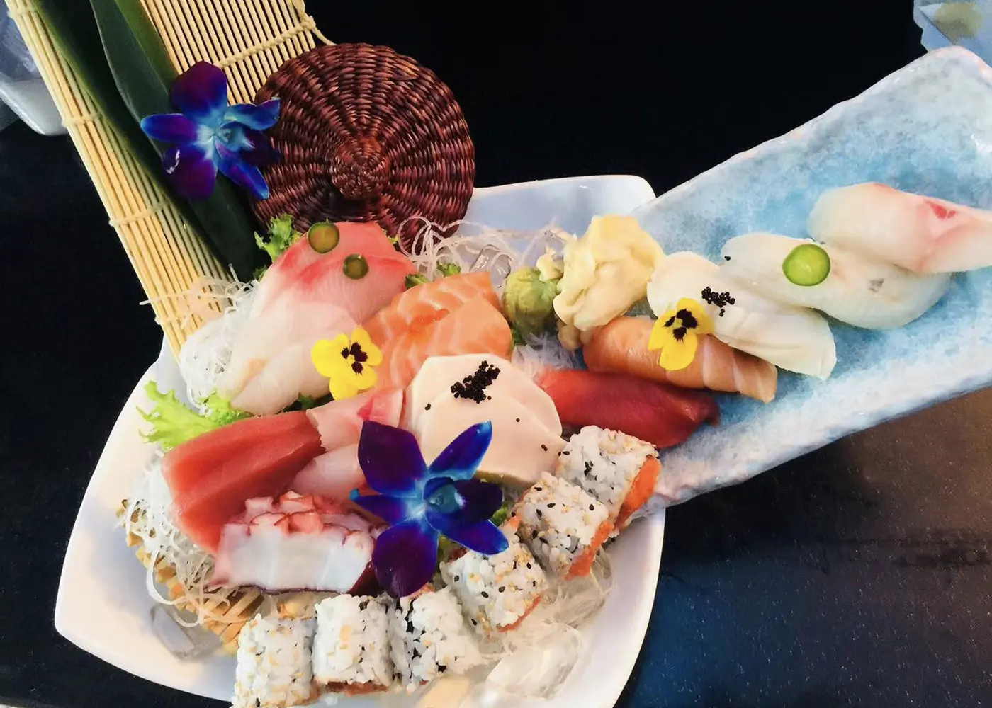 Home - Yusan Sushi&Ramen